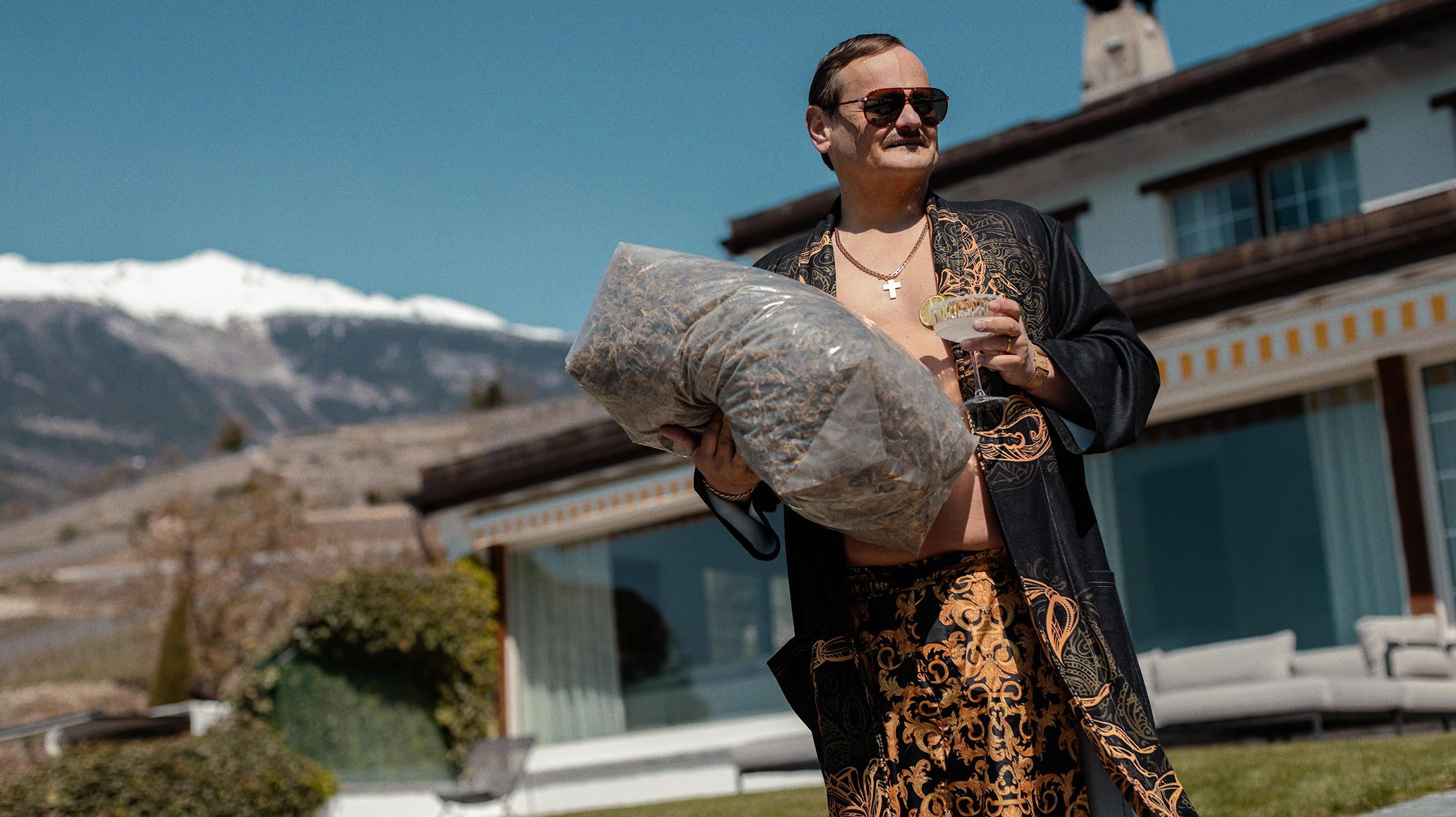 Tschugger - Staffel 1,2,3 - Serien | Play Suisse